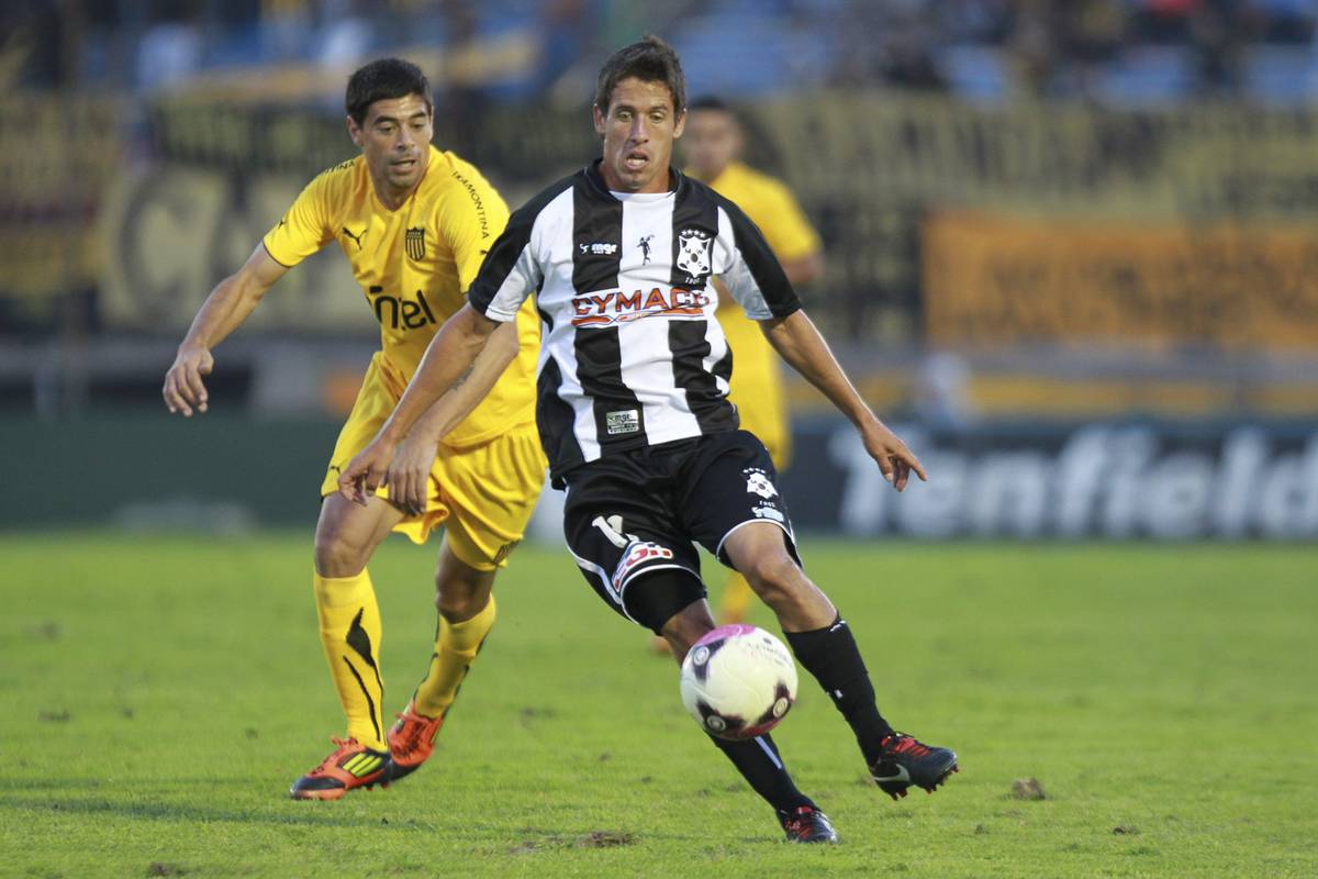 Javier Cabrera es la primera incorporación de Peñarol para 2024 | la ...