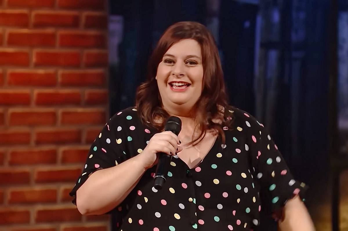 Transformar traumas en risas: con la comediante argentina Laila Roth ...