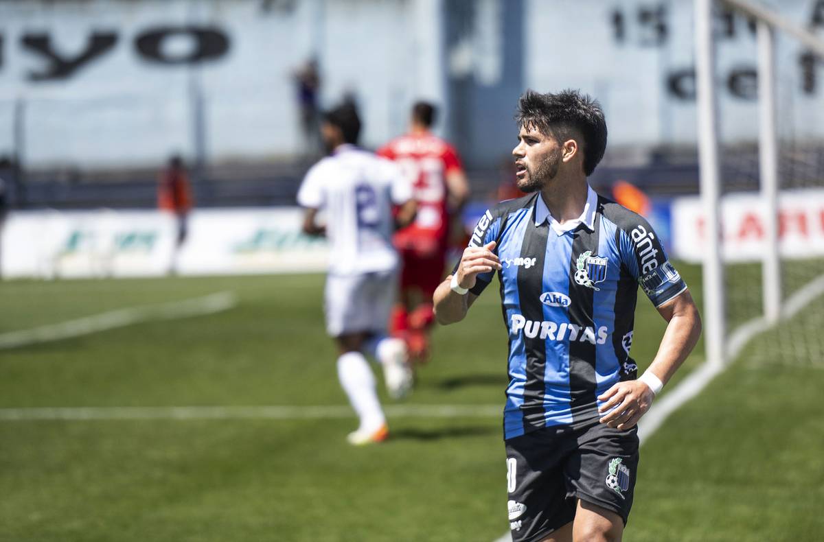 Alan Medina fue presentado en el León de México | la diaria | Uruguay