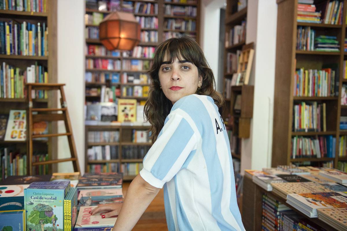 Entrevista con Regina Ramos, poeta, hincha del San Rafael de Rafael ...