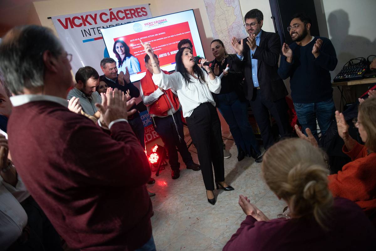 Para politólogos, si los colorados se presentan bajo el lema de la ...